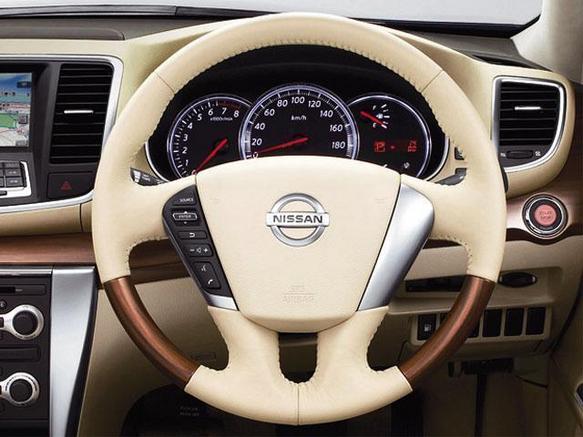 日産 ティアナ 2008年式モデル 2.5 250XE FOUR 4WD CVT の 日産 ティアナ 2008年式モデル 2.5 250XE FOUR 4WD CVT の