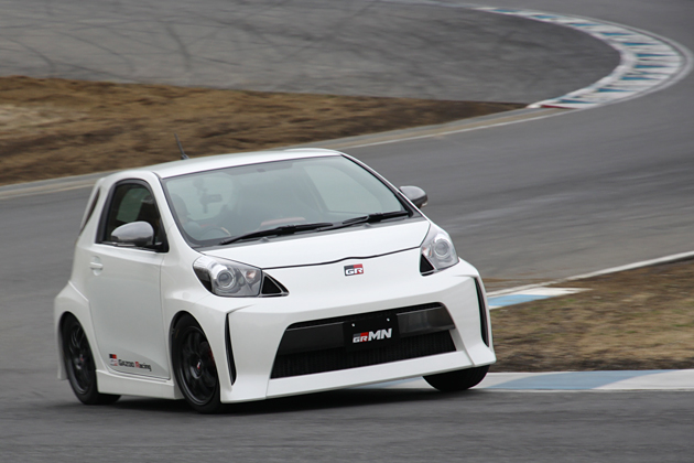 トヨタ GRMN iQスーパーチャージャー 試乗レポート／松田秀士(画像ギャラリー No.11) | 【徹底検証】2025年新型車種ー試乗レポート【MOTA】