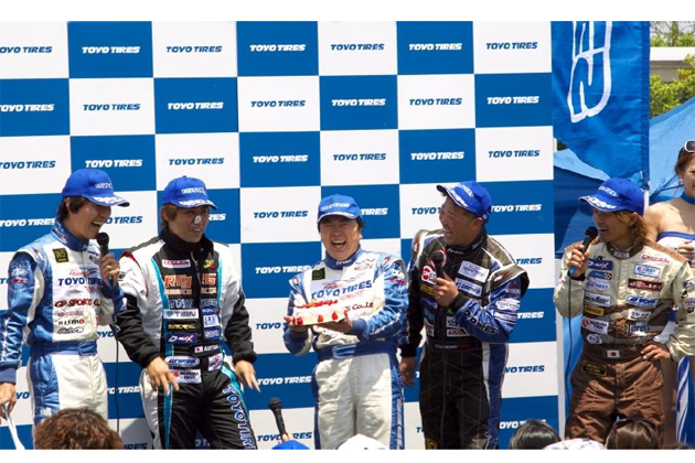 「Team TOYO TIRES DRIFT」、「2013 D1 グランプリ」第3･4戦に参戦(画像ギャラリー No.2) | 【業界先取り ...