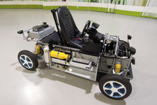 メガウェブにて、子供けキットカー「ピウス」の燃料電池モデル『FC-PIUS』のプレ試乗イベント開催|【業界先取り】業界ニュース・自動車ニュース ...