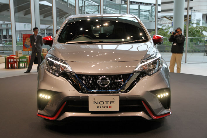 日産ノートe-POWERにスポーティーなNISMOモデルが登場!価格は 日産ノートe-POWERにスポーティーなNISMOモデルが登場!価格は