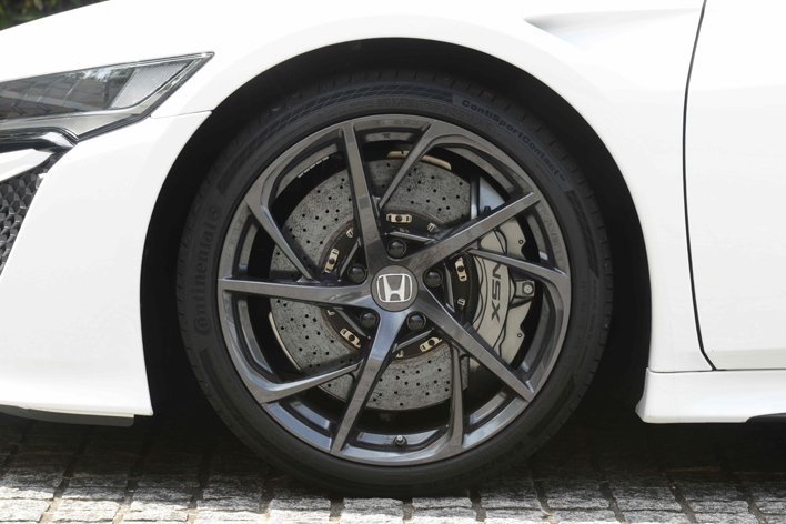 LC／NSX／GT-Rを徹底比較 ～日本が誇る憧れの高性能スポーツカー～(画像ギャラリー No.2) | 【徹底比較】人気新型車比較2024年【MOTA】