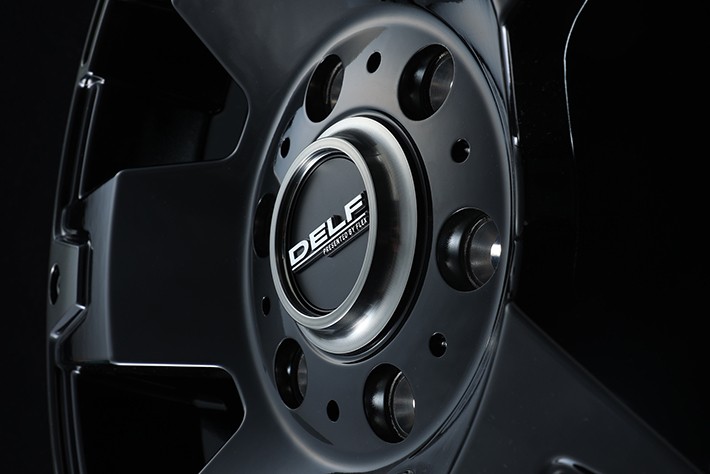 個性的なスタイルを実現するハイエース専用カスタムホイール「Delf 02」＆「Delf 03」／【PR：FLEX株式会社】(画像ギャラリー No.4) | 特集【MOTA】