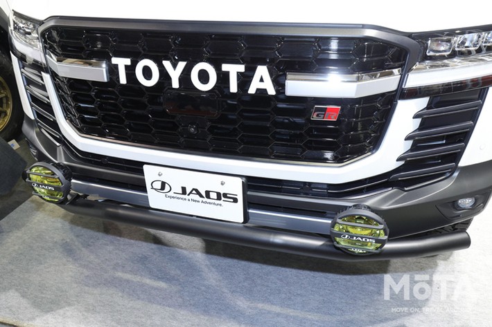 JAOSが渾身のランドクルーザー＆ハイラックスのデモカーを出展！ より力強くカスタムされた2台のSUVに着目【東京オートサロン2023】(画像ギャラリー No.5) | 特集【MOTA】