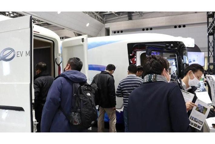 1t積、2t積 EVトラックの展示を行い、物流業界へEV化を後押し(画像ギャラリー No.2) | 【業界先取り】業界ニュース・自動車ニュース2024国産車から輸入車まで【MOTA】