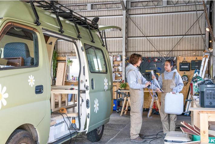 車中泊インフルエンサーのちゃんじろー夫婦、Carstayの『Mobi Lab.』使い約60万円で“動く家”キャンピングカーを自作(画像ギャラリー No.10) | 【業界先取り】業界ニュース ...