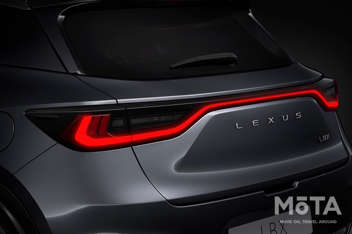 レクサス 新型LBX、日本発売は2023年秋以降予定！ 販売価格は360万円前後〜と予想｜レクサスの新型コンパクトSUVのサイズ、スペックなど ...