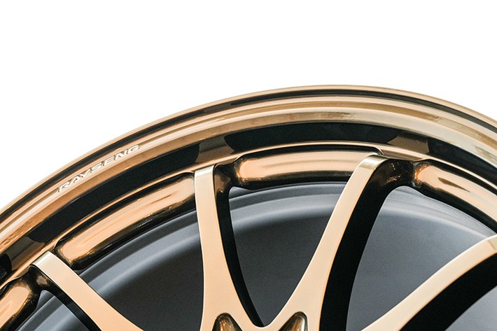 RAYSホイールの新作「CE28N‐plus」が登場！ 発表会でプロドライバーがその実力を試す(画像ギャラリー No.27) | 特集【MOTA】