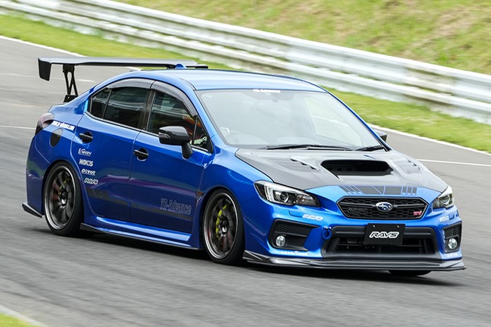 RAYSホイールの新作「CE28N‐plus」が登場！ 発表会でプロドライバーがその実力を試す(画像ギャラリー No.24) | 特集【MOTA】