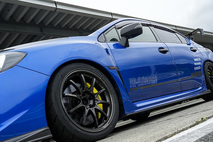 RAYSホイールの新作「CE28N‐plus」が登場！ 発表会でプロドライバーがその実力を試す(画像ギャラリー No.10) | 特集【MOTA】