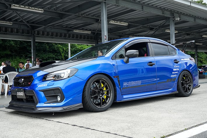 RAYSホイールの新作「CE28N‐plus」が登場！ 発表会でプロドライバーがその実力を試す(画像ギャラリー No.10) | 特集【MOTA】