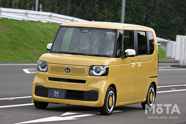ホンダ N-BOXの実燃費はどのくらい？ ライバル車との燃費も比較| 2025年MOTA車購入ガイド【MOTA】