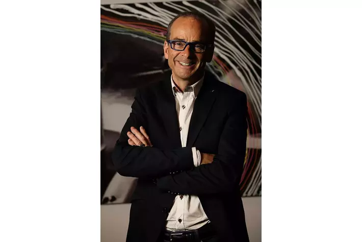 LOUIS GARNEAUの各人気モデルにトレンドカラーが追加されました！(画像ギャラリー No.2) | 【業界先取り】業界ニュース・自動車 ...