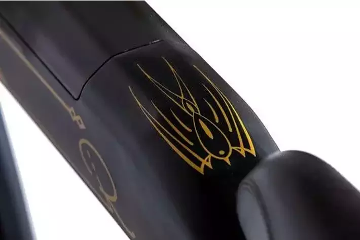 東京・渋谷発のeバイク「ROCKA FLAME」 新型eバイク『BASARA』を発表 ――新たなクルージング体験を纏うeバイク(画像ギャラリー No.2) | 【業界先取り】業界ニュース ...