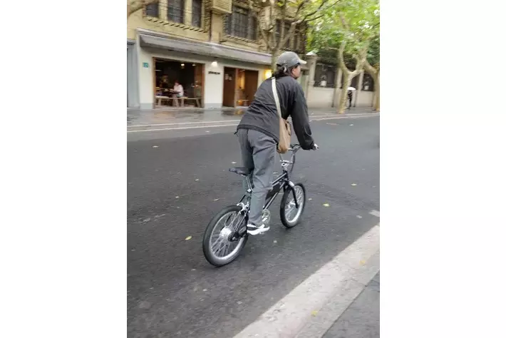 WOが最新BMX型モデル「GLISSE」の先行予約販売受付を開始(画像ギャラリー No.3) | 【業界先取り】業界ニュース・自動車ニュース2025国産車から輸入車まで【MOTA】